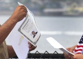 Từ tấm “Certificate Of Naturalization” | Sáng Tạo